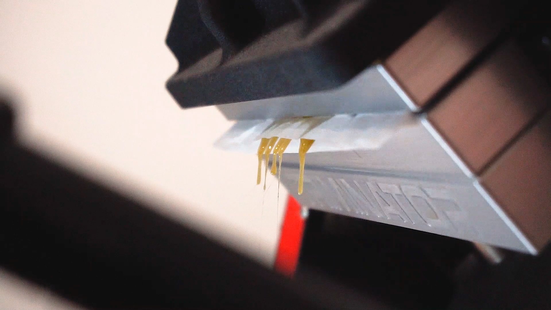 Solventless Rosin vs BHO Extracts: What Are The Differences?