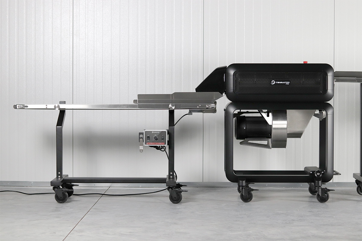 Hybrid™ Infeed Conveyor and Outfeed Conveyor | Triminator